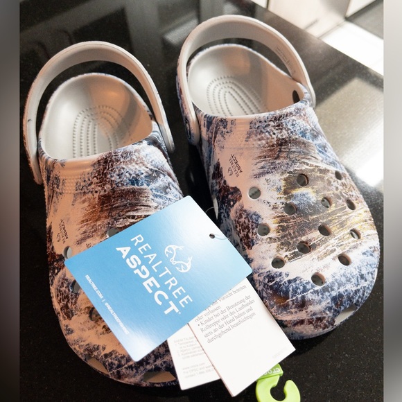 CROCS | Shoes | Bnwt Real Tree Camo Crocs | Poshmark